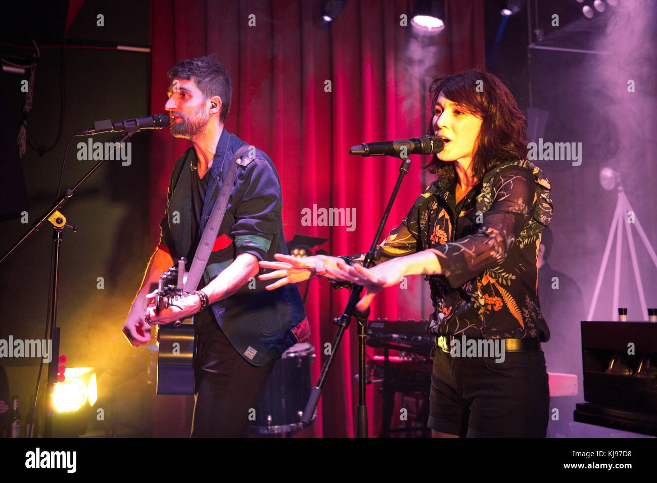 Berlin, Germany. 21st Nov, 2017. Leonard Gogniat and Sophie Burande of ...