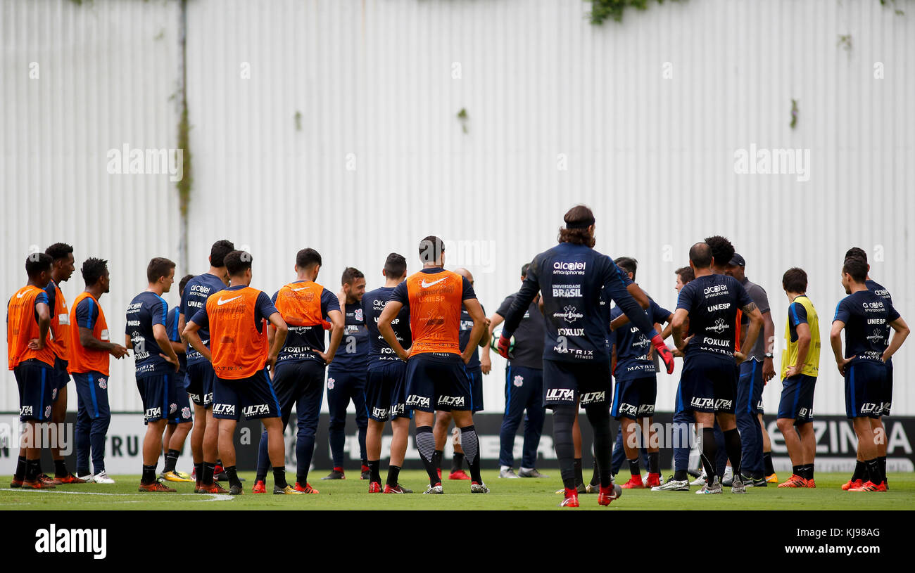 SÃO PAULO, SP - 22.11.2017: TREINO DO CORINTHIANS - Corinthians team ...