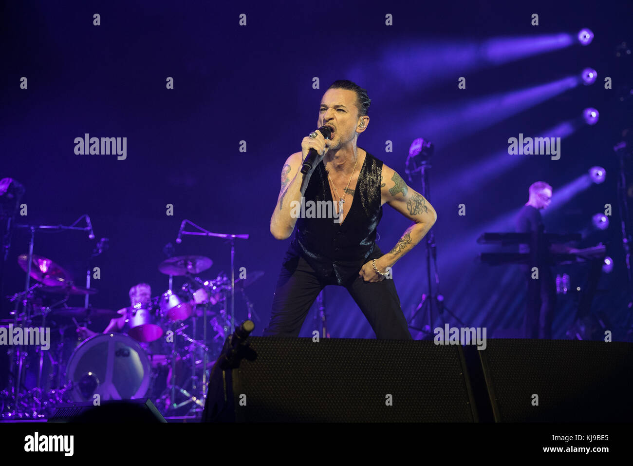 London, UK. 22nd Nov, 2017. Andy Fletcher and Dave Gahan of Depeche ...