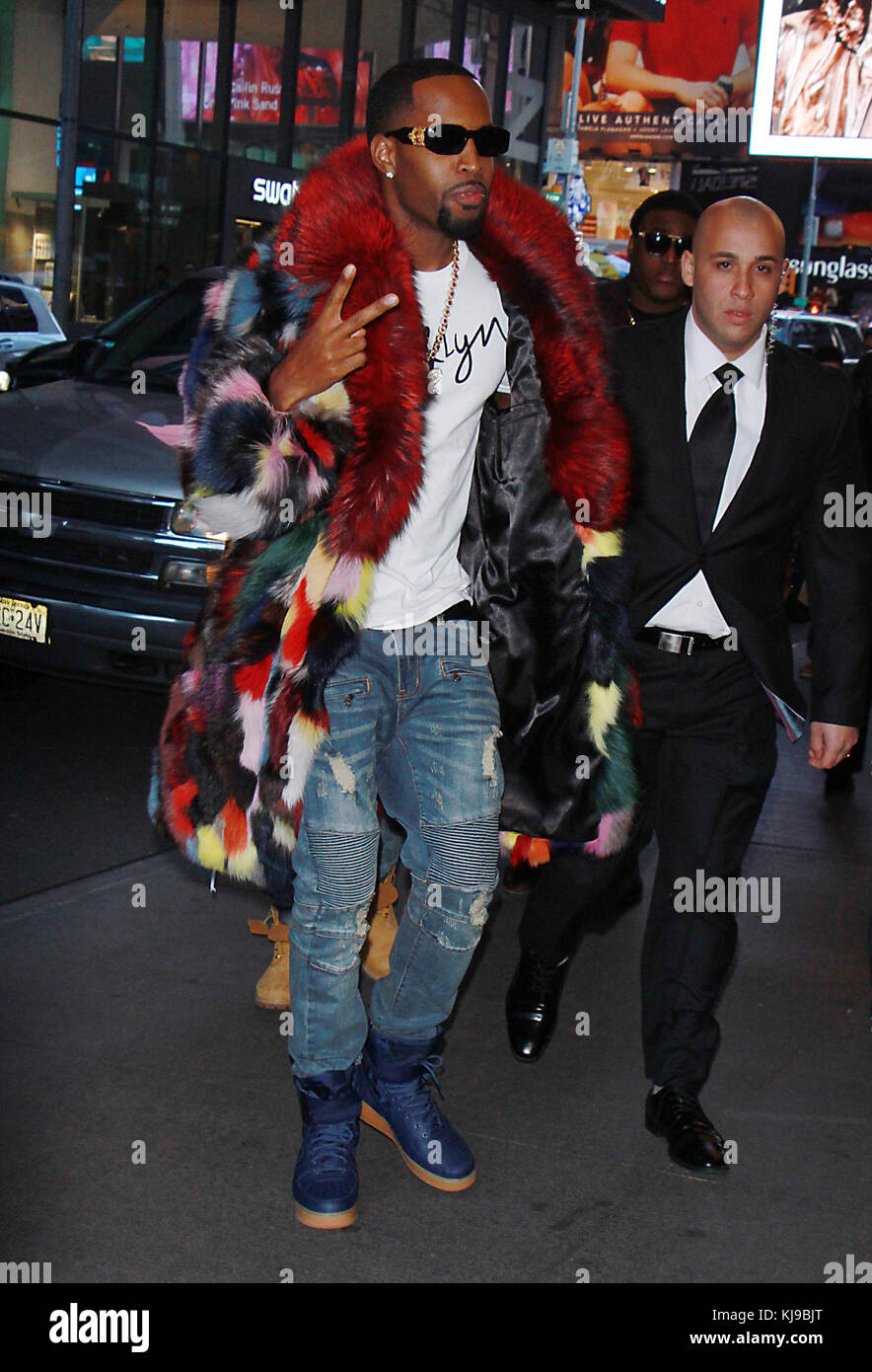 New York, NY, USA. 22nd Nov, 2017. Safaree Samuels at MTV's TRL to ...