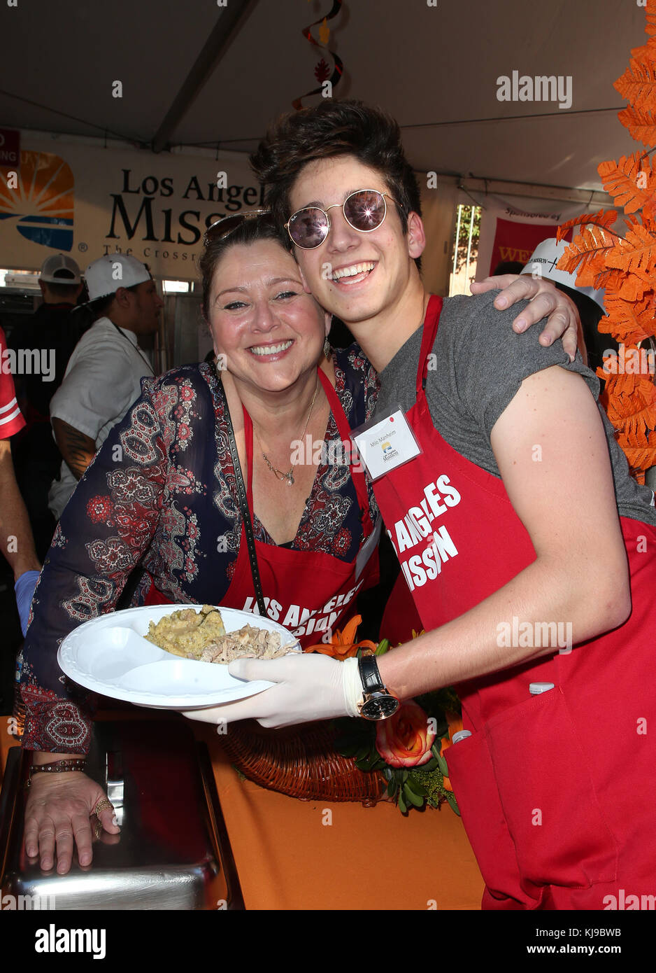 Los Angeles, Ca, USA. 22nd Nov, 2017. Camryn Manhein, Milo Manheim, at ...
