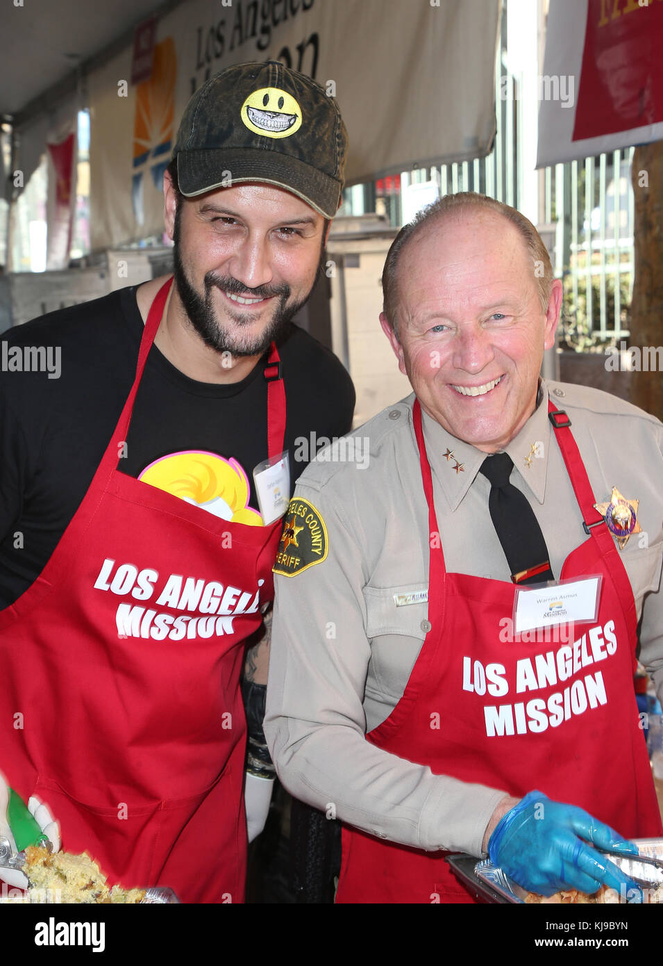Los Angeles, Ca, USA. 22nd Nov, 2017. Stefan Kapicic, Chief Warren ...