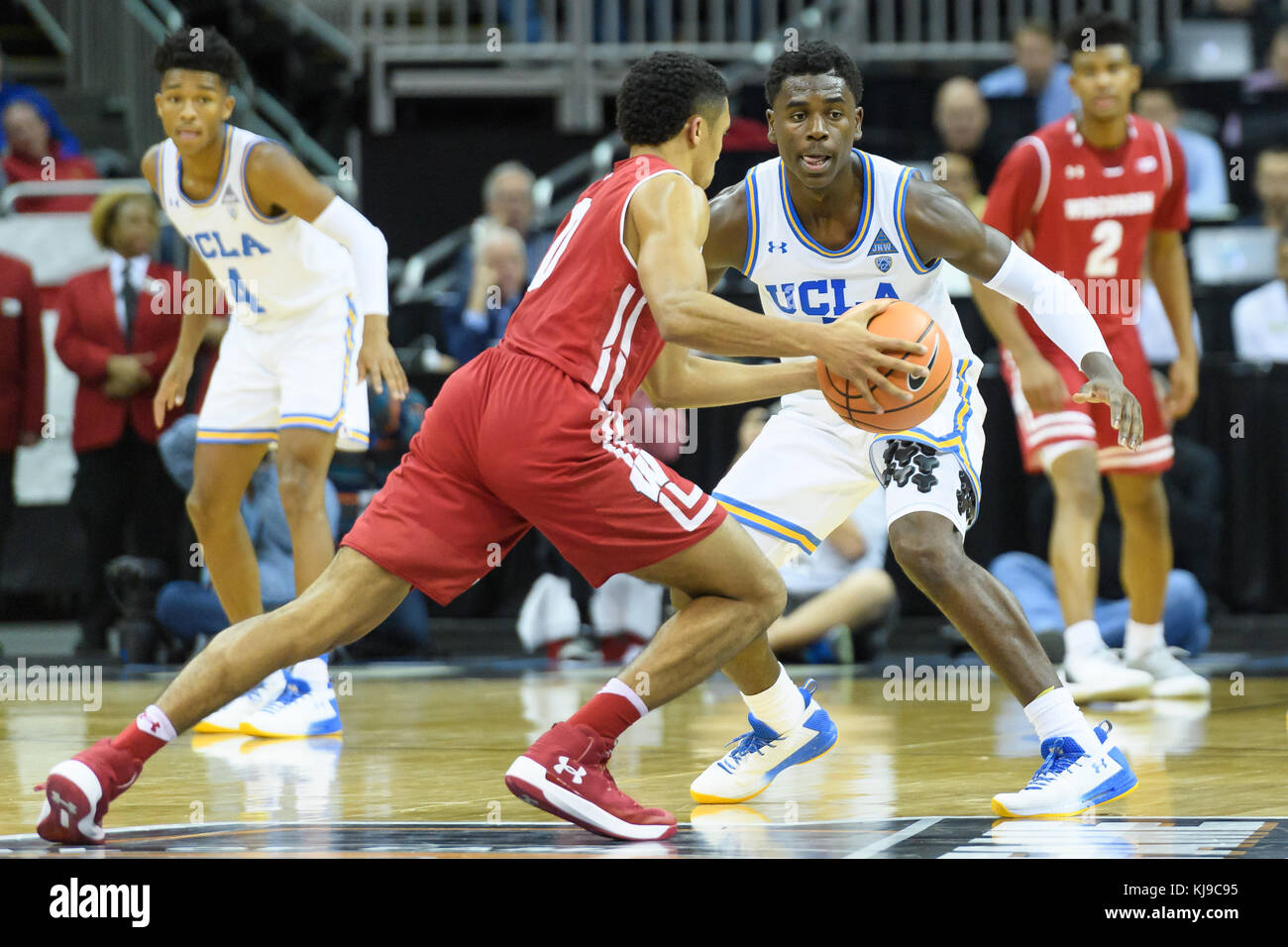 Rash guards hi-res stock photography and images - Alamy