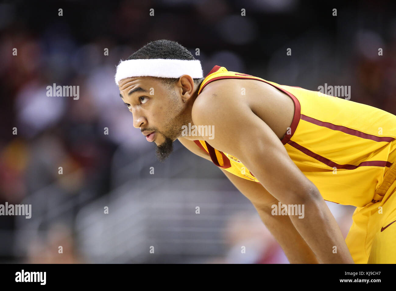Los Angeles, CA, USA. 22nd Nov, 2017. USC Trojans guard Jordan McLaughlin (11) waiting for the ...