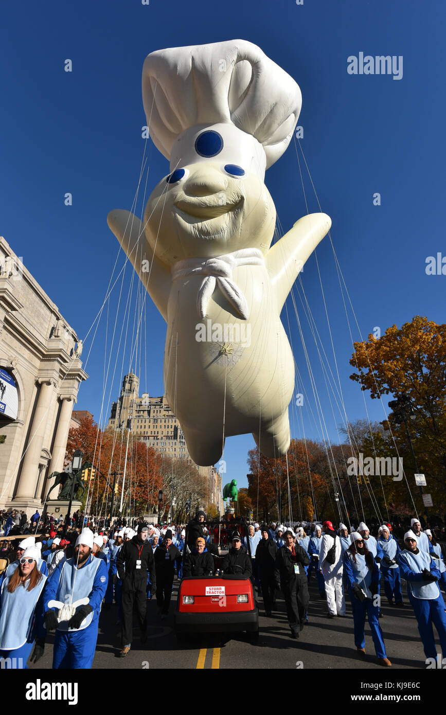 Macys parade the pillsbury doughboy balloon hi-res stock photography ...
