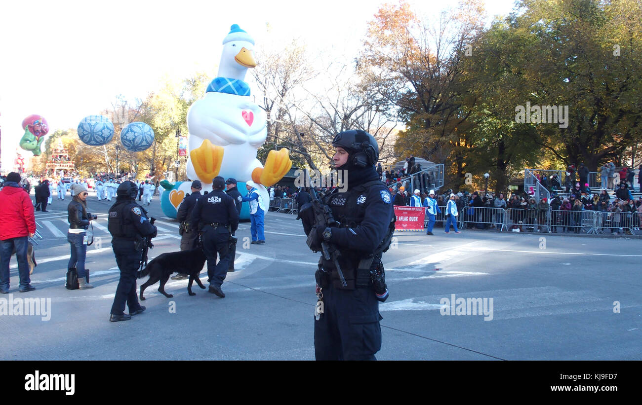 New York, New York, USA. 23rd Nov, 2017. 91st Macy's Thanksgiving Day ...