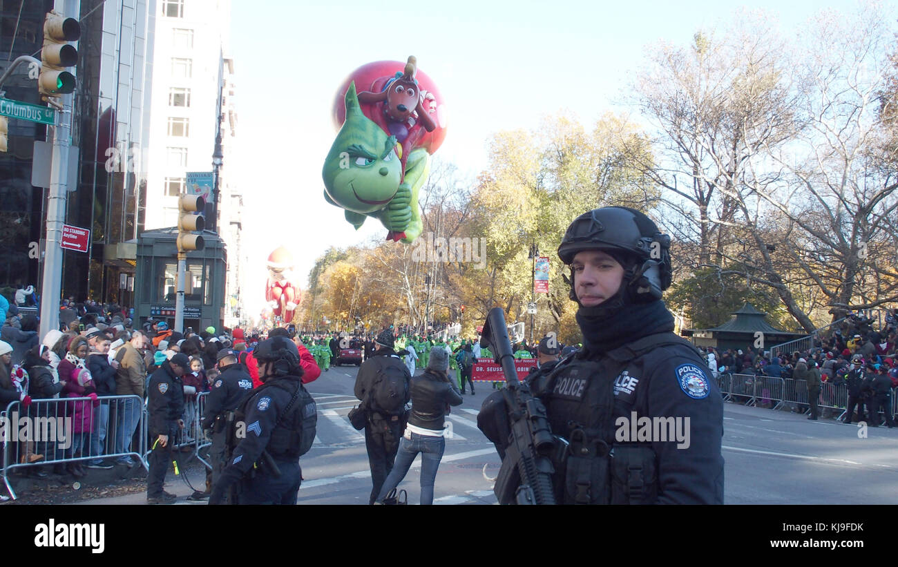 New York, New York, USA. 23rd Nov, 2017. 91st Macy's Thanksgiving Day ...