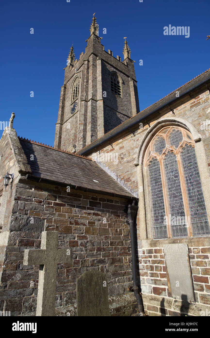 Stratton, UK. 24th Nov, 2017. Blue Skies over Stratton in Cornwall. One ...