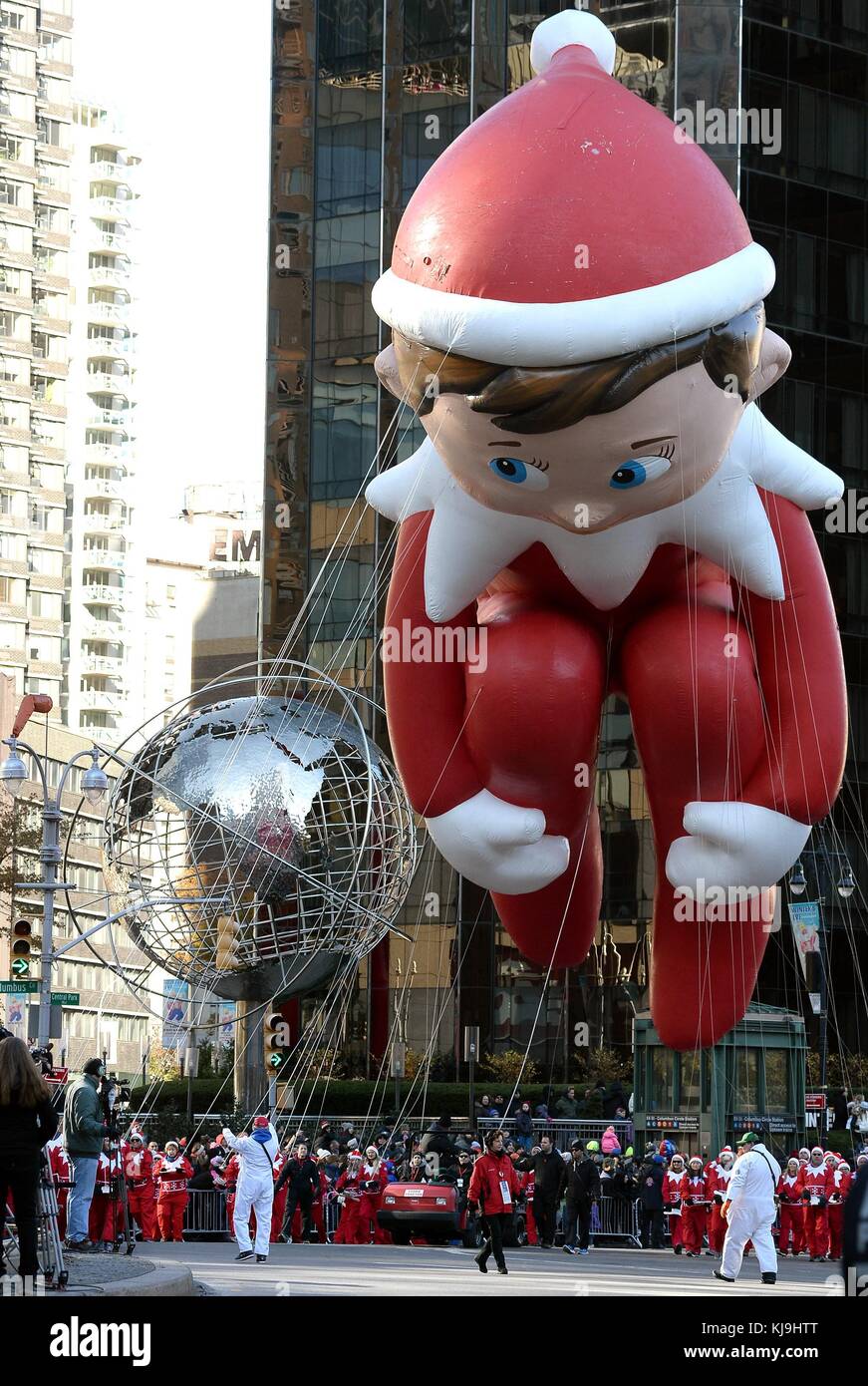 New York, NY, USA. 23rd Nov, 2017. Elf on a Shelf, balloon out and ...