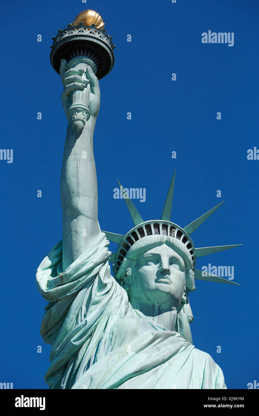 Statue of liberty hand hi-res stock photography and images - Alamy