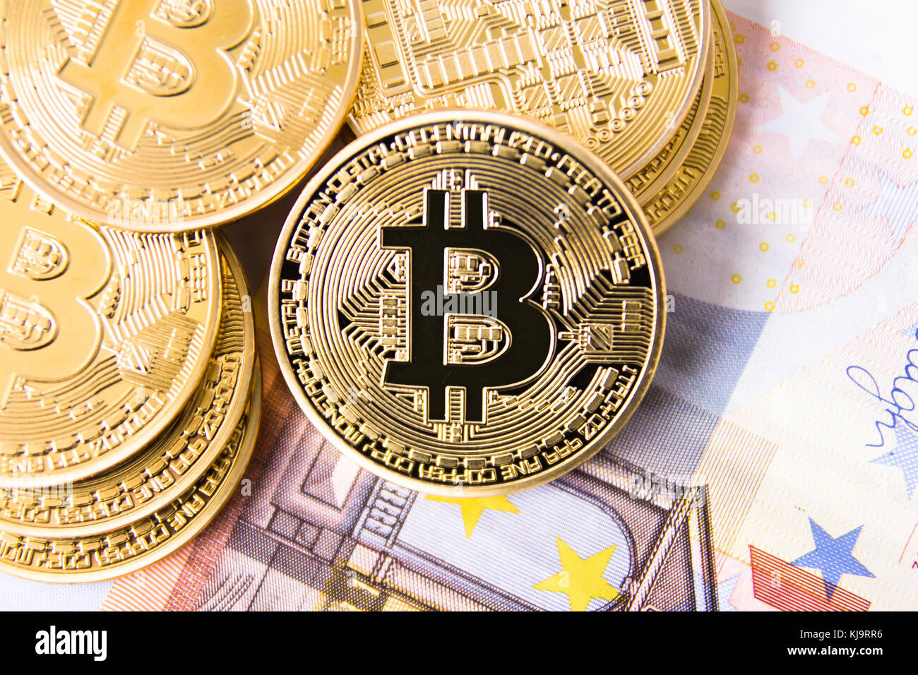 Bitcoin obverse hi-res stock photography and images - Alamy