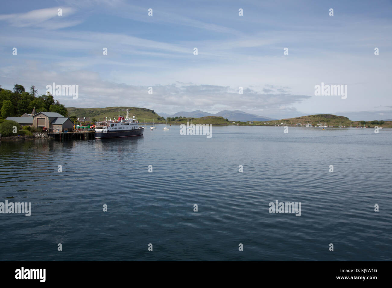 Oban harbour views Stock Photo - Alamy