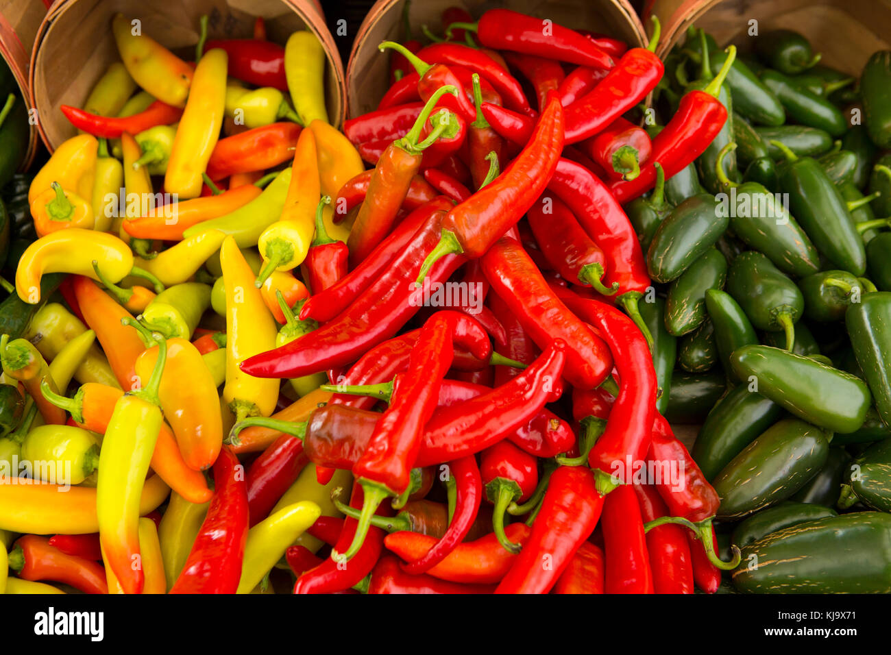 Organic peppers hi-res stock photography and images - Alamy