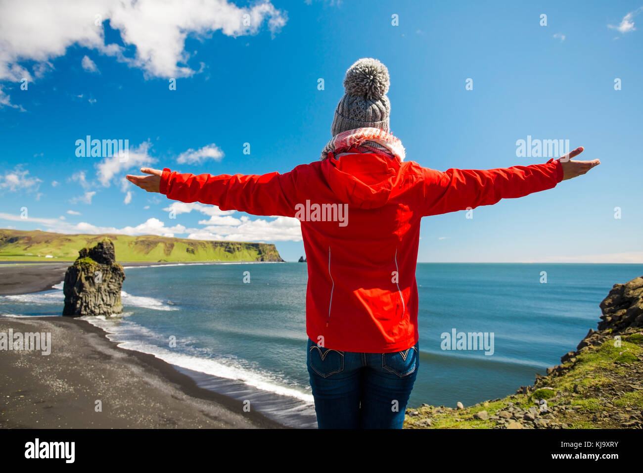 Beautiful woman contemplating the nature Stock Photo - Alamy