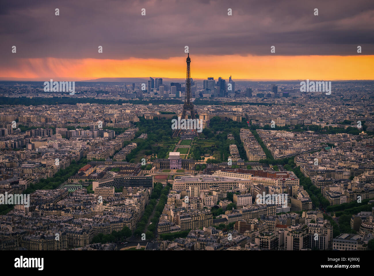 Beautiful sunset colors paris hi-res stock photography and images - Alamy