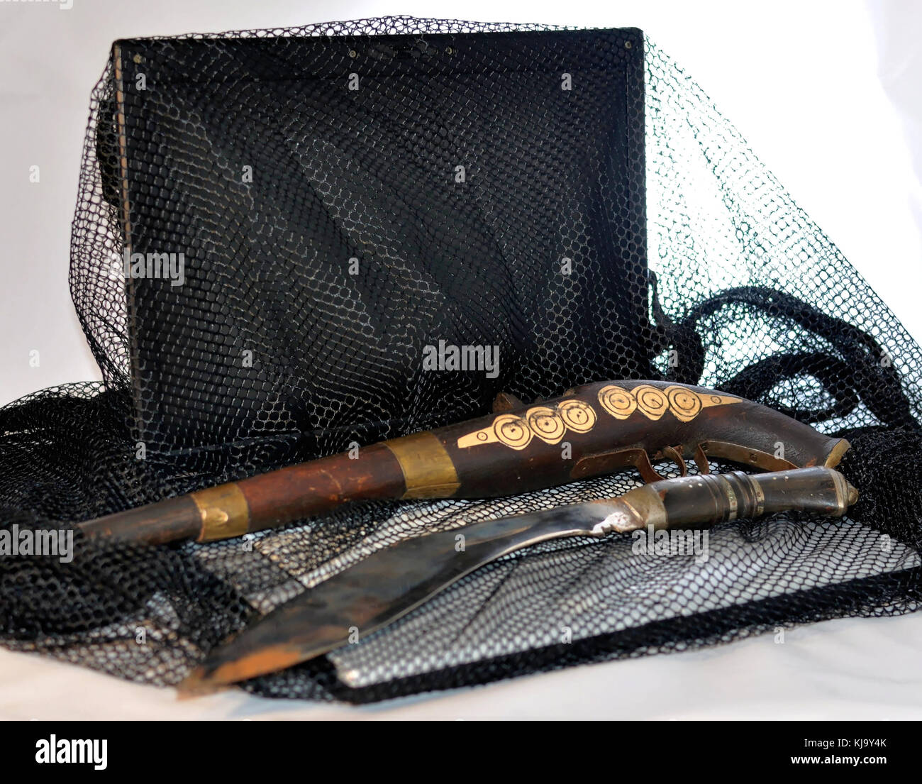Crime internet laptop pistol hi-res stock photography and images - Alamy