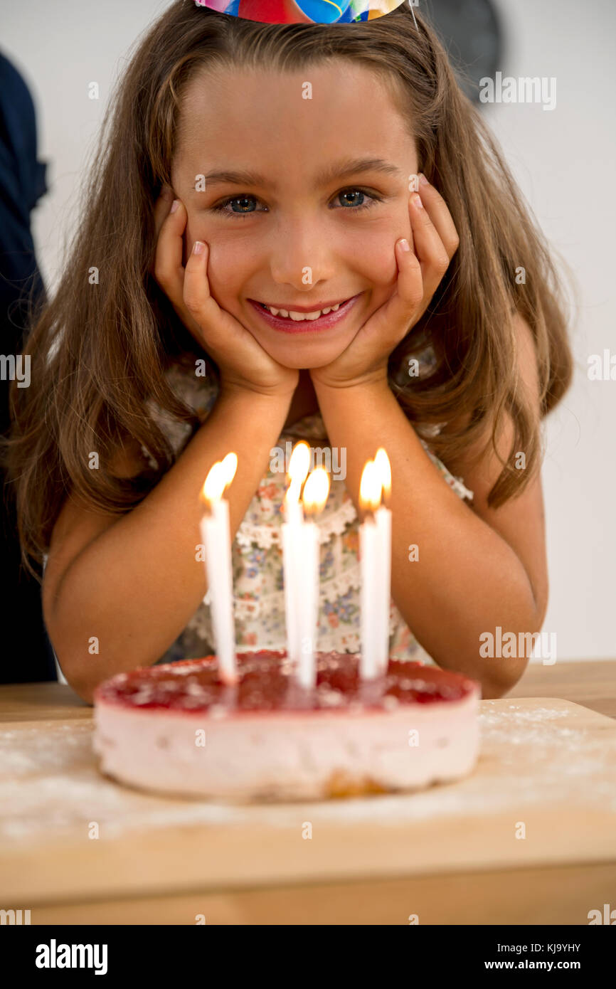 Happy birthday girl hi-res stock photography and images - Alamy