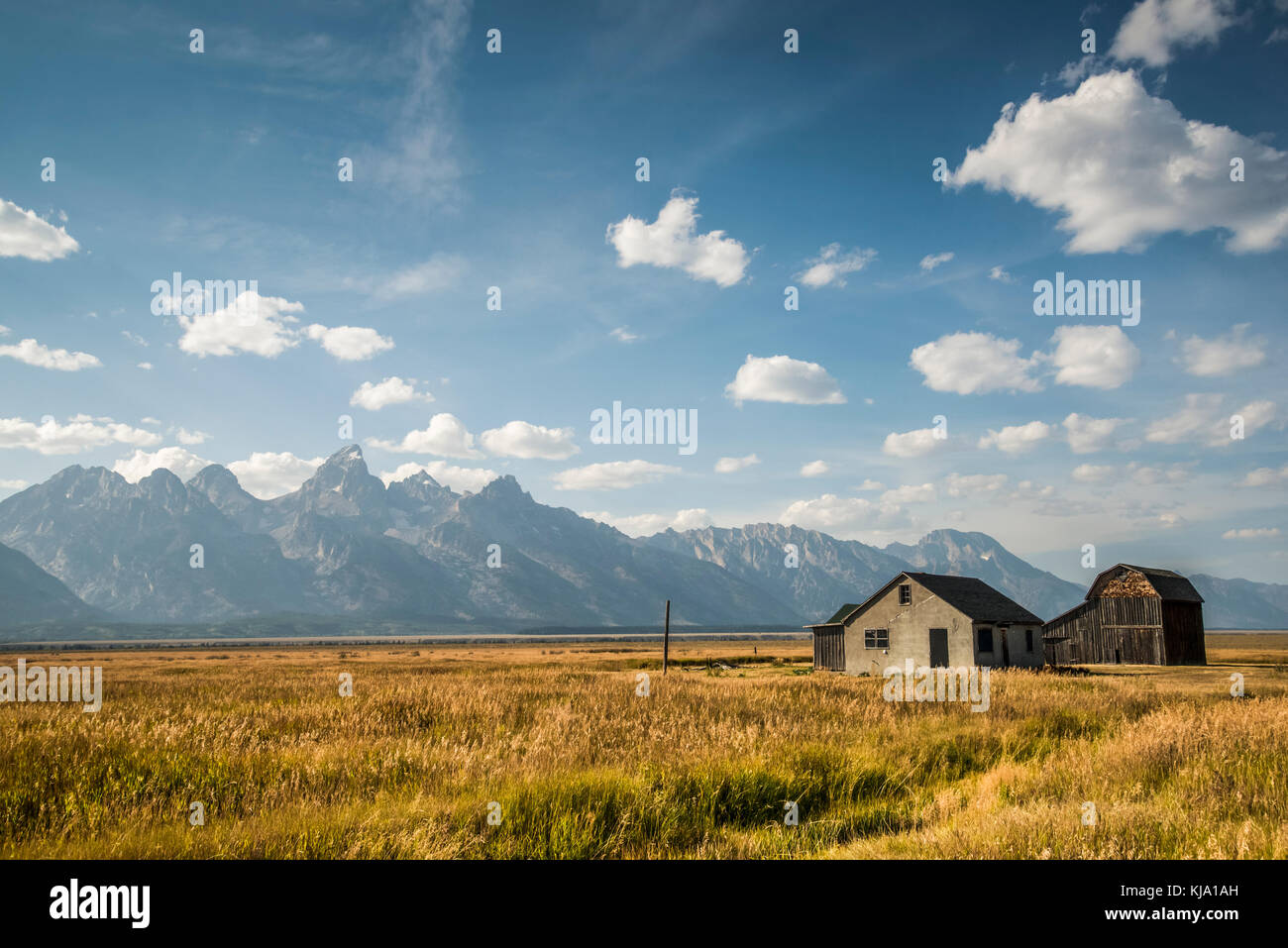 Abandoned buildings at Mormon Row on Antelope Flats overlooking Grand ...