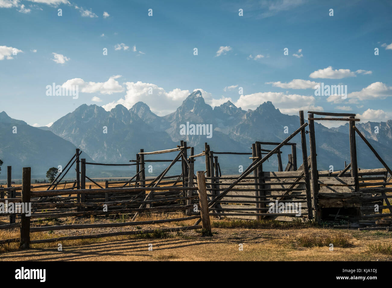 Abandoned buildings at Mormon Row on Antelope Flats overlooking Grand ...