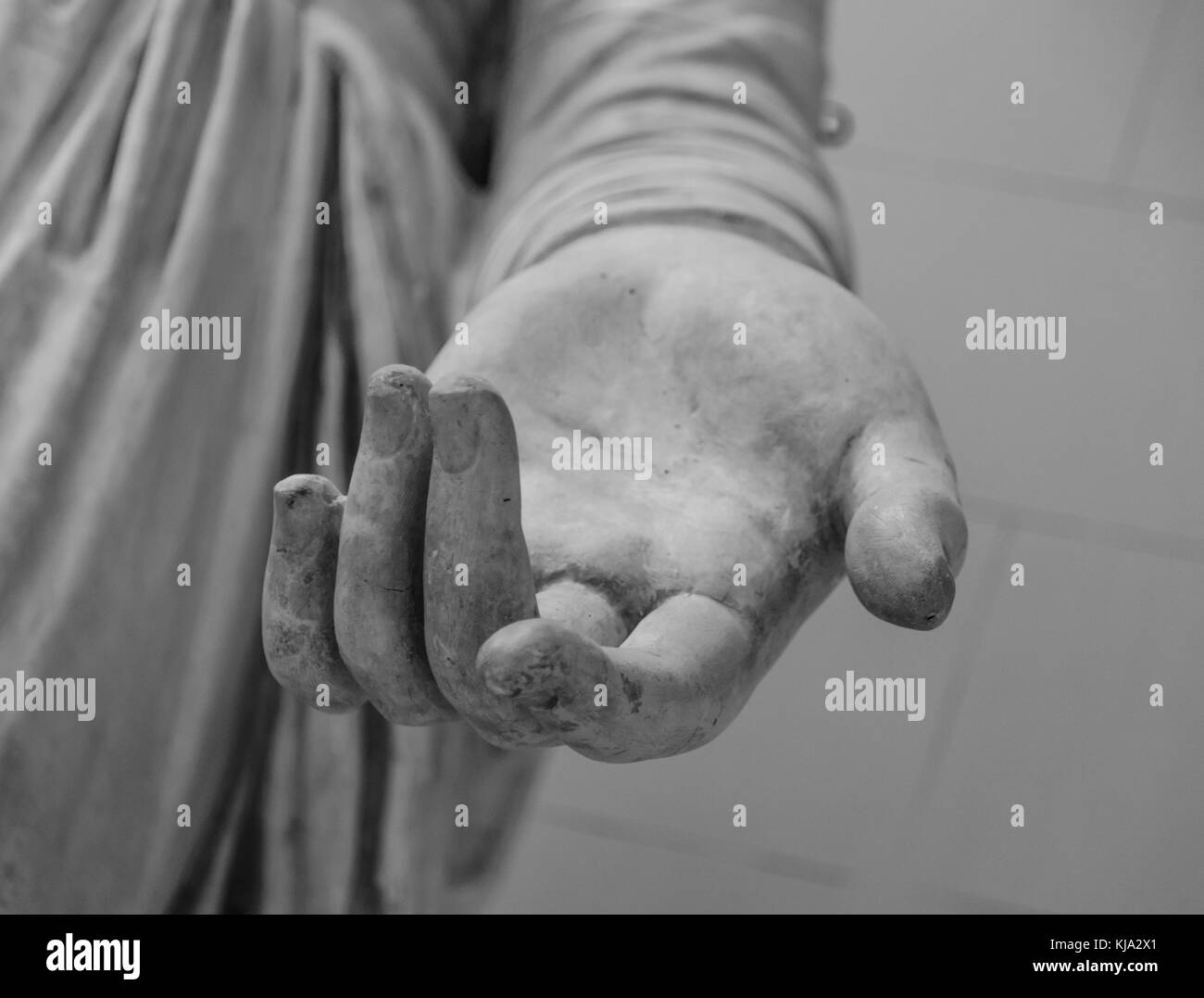 Roman statue man Black and White Stock Photos & Images - Alamy