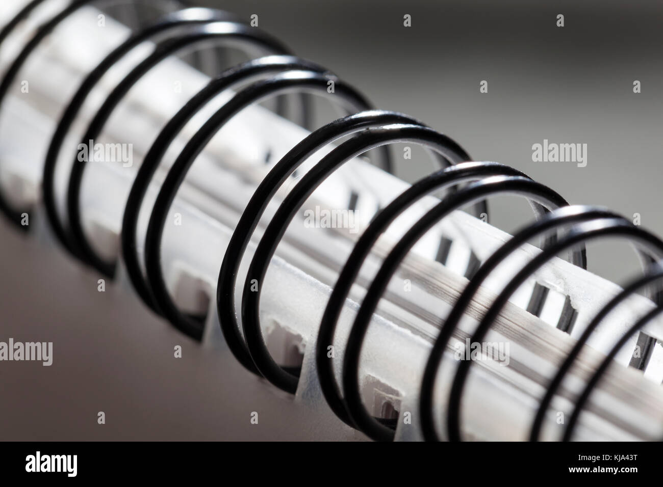 Binding wire hi-res stock photography and images - Alamy