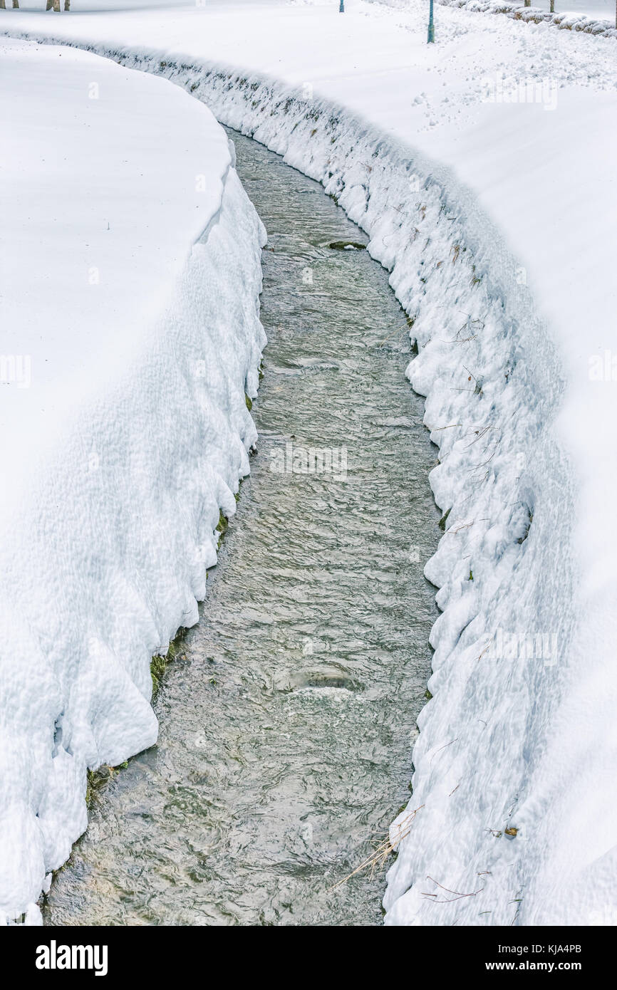 Outdoor rivers and snow hi-res stock photography and images - Alamy