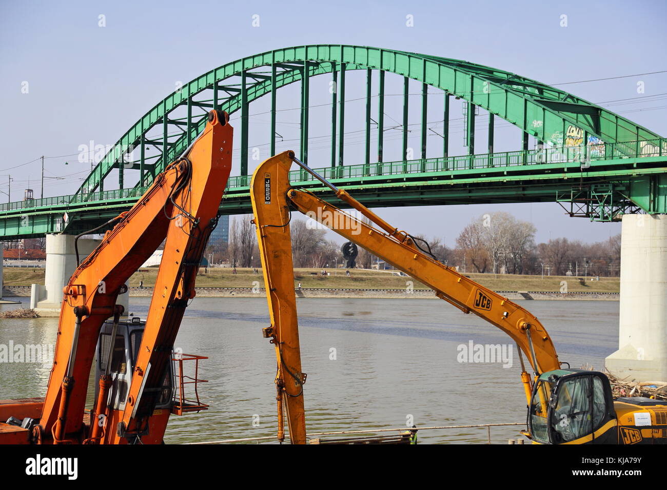 River barge bridge in front hi-res stock photography and images - Alamy