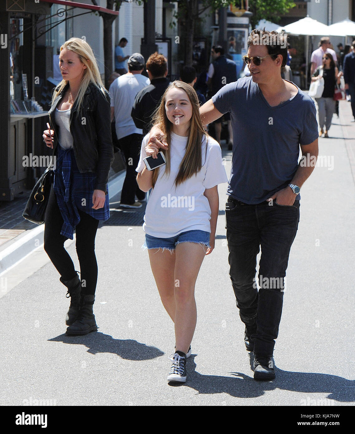 WEST HOLLYWOOD, CA - MAY 21: Peter Facinelli takes his daughter Lola ...