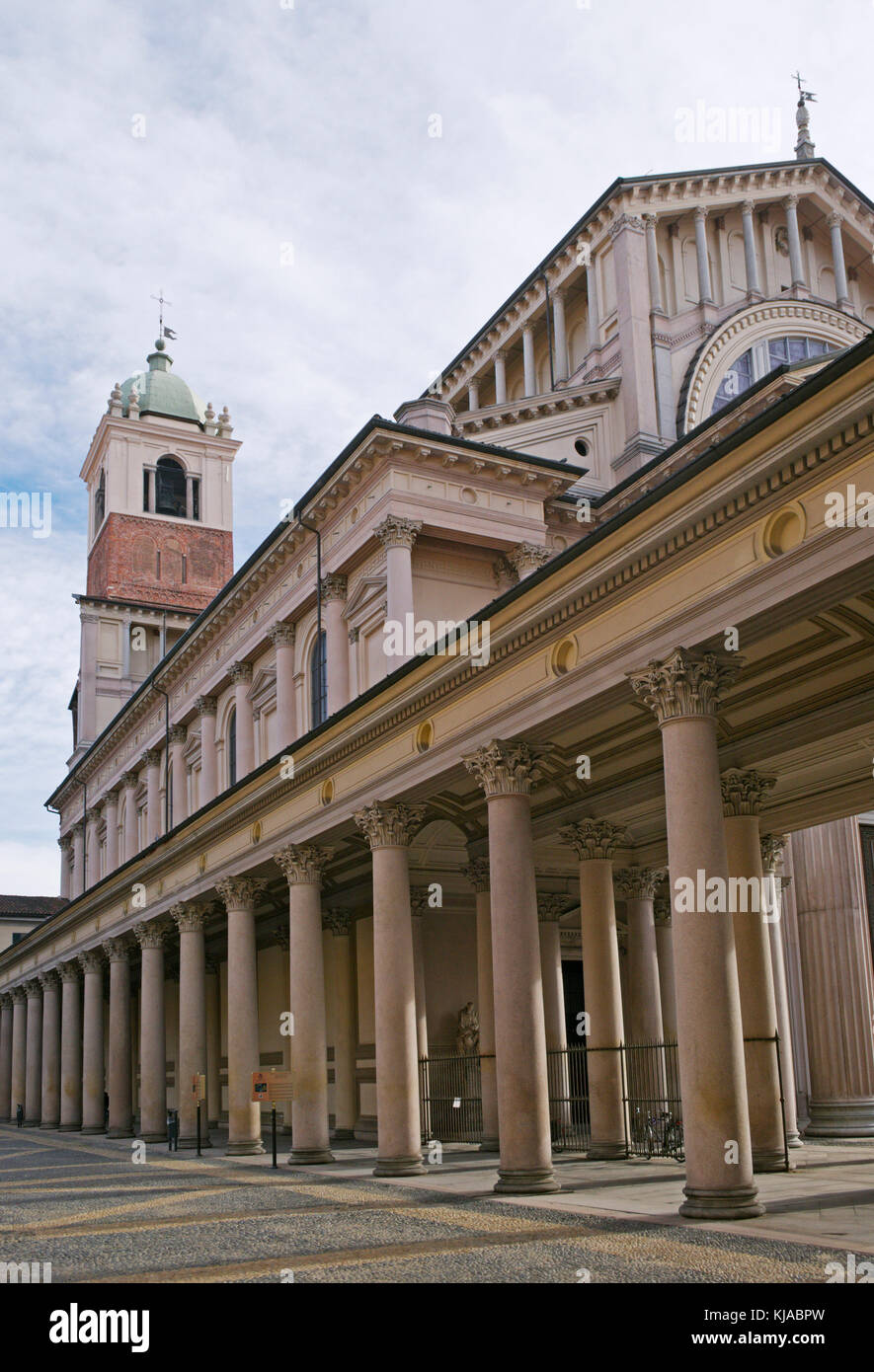 Novara city cathedral hi-res stock photography and images - Alamy