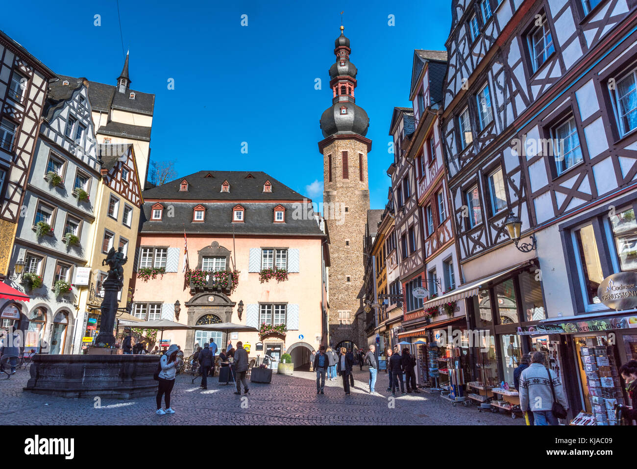 Medieval market square hi-res stock photography and images - Alamy