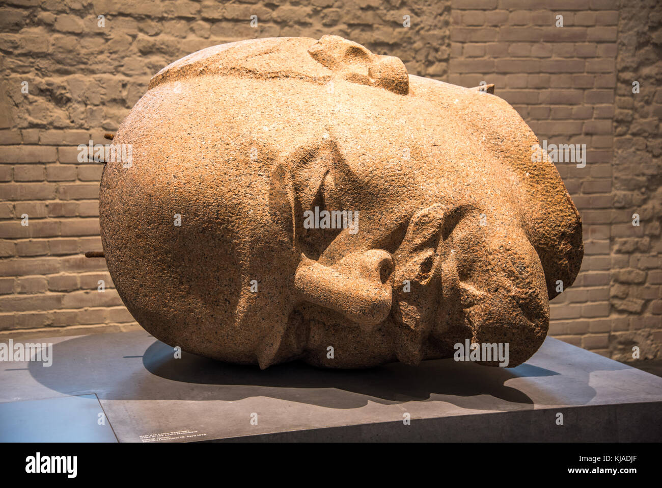 Head of Berlin's famous Lenin statue on display in Berlin Stock Photo ...