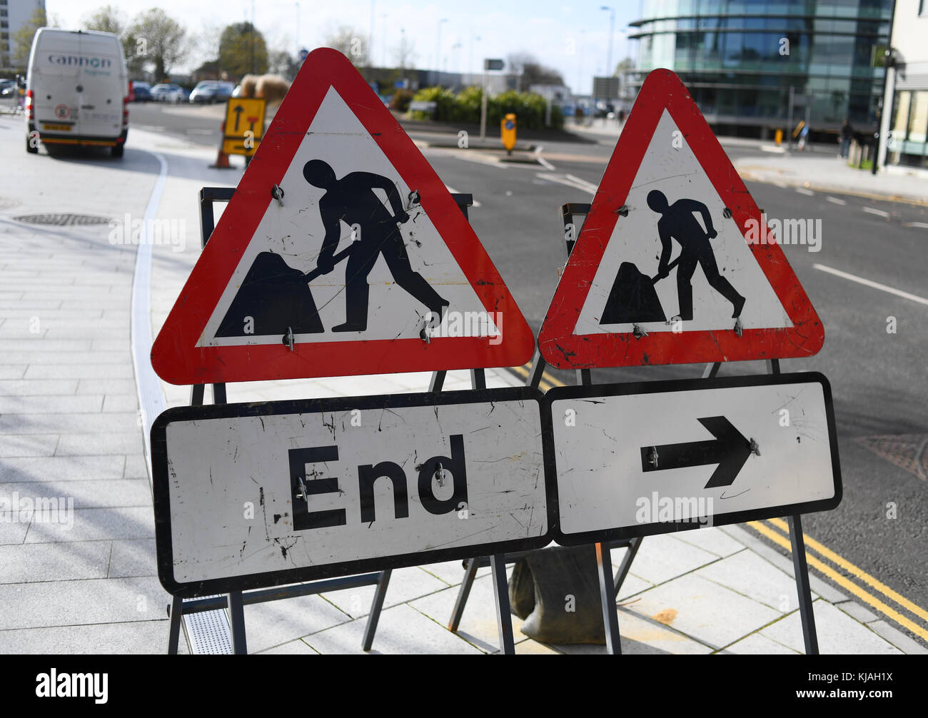 Road construction signs hi-res stock photography and images - Alamy
