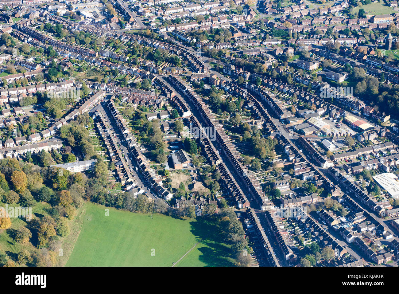Luton aerial hi-res stock photography and images - Alamy