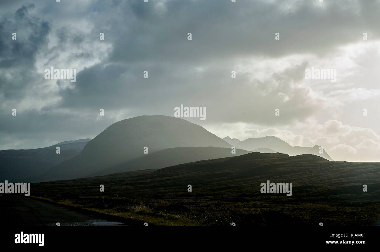 Highland mountains Sail Mhor with An Teallach behind, Dundonnell ...