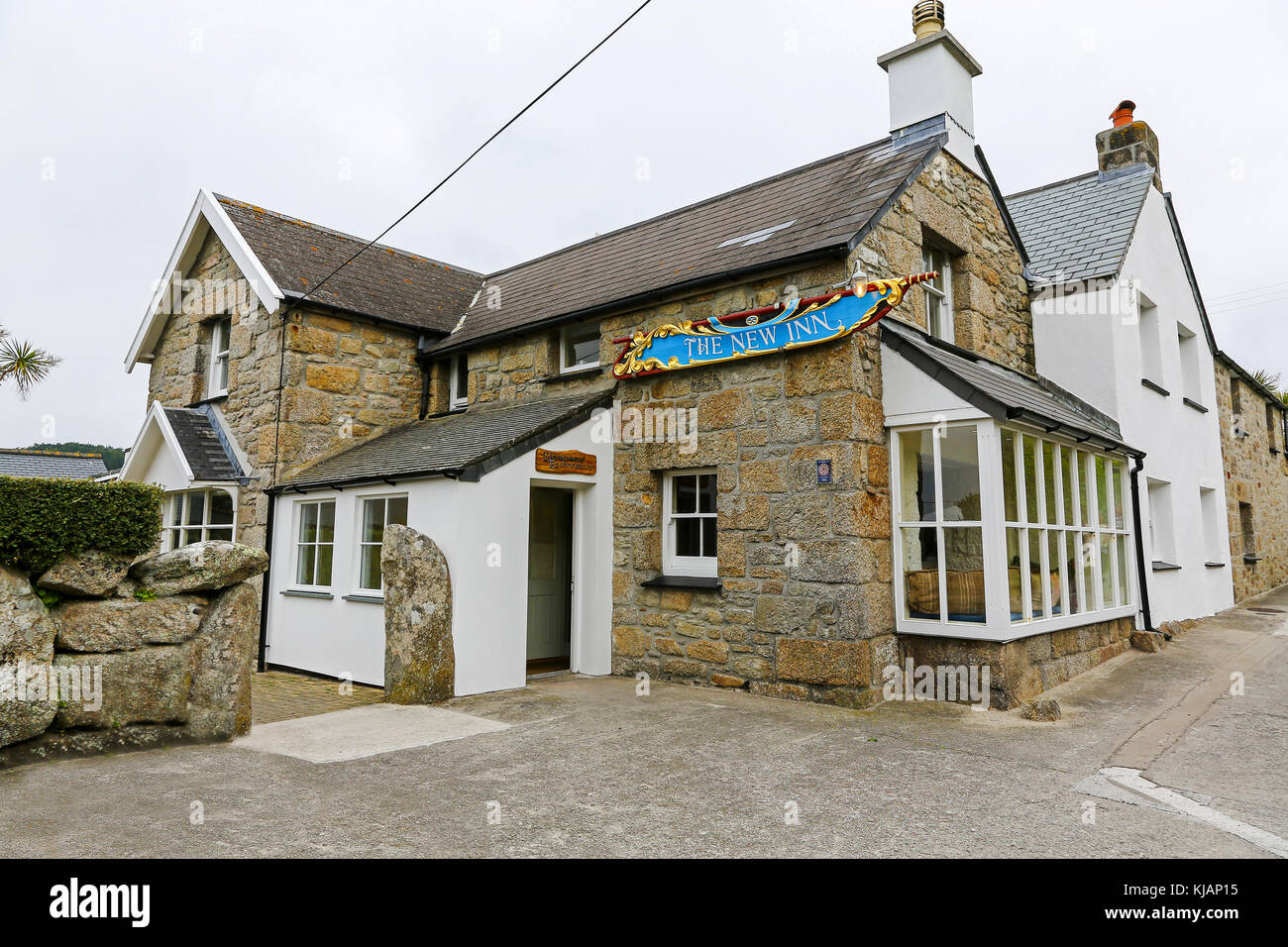 New inn tresco hi-res stock photography and images - Alamy