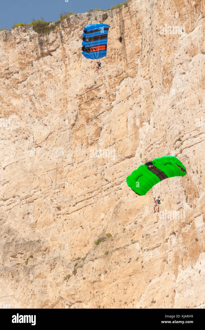 29th August 2015, base jump in the famous beach with an old shipwreck ...