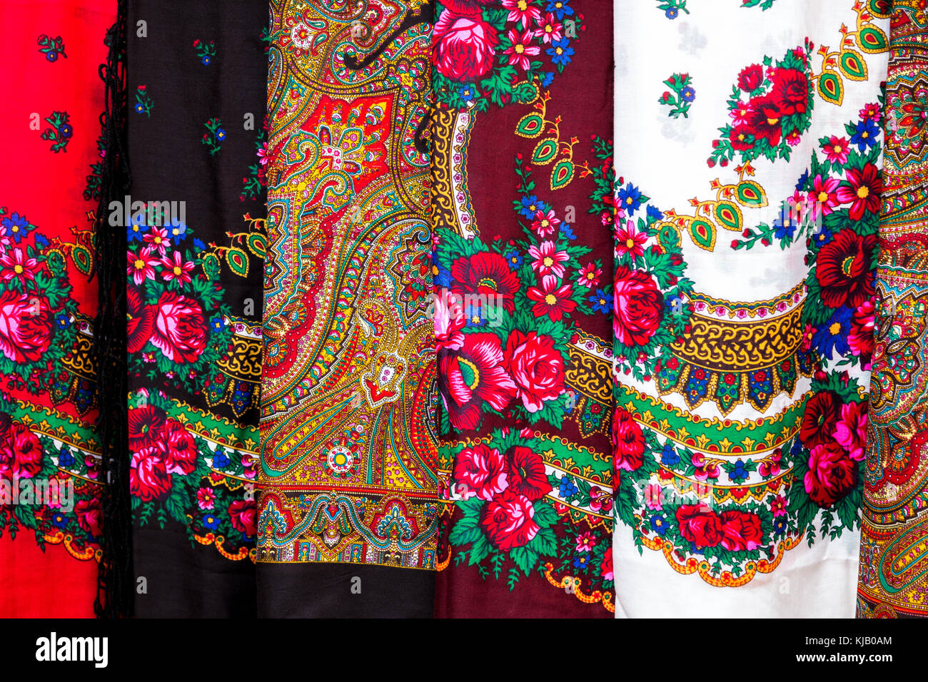Traditional scarves hi-res stock photography and images - Alamy