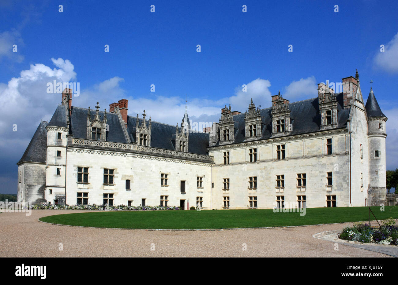 Royal Lodge, Chateau of Amboise. Charles VIII's Gothic lodge on the ...