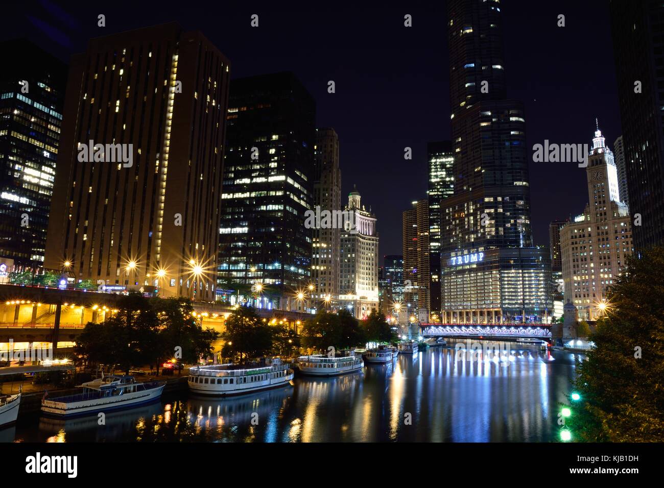 Chicago, Usa - July 15, 2017: Downtown Chicago at night. View of ...