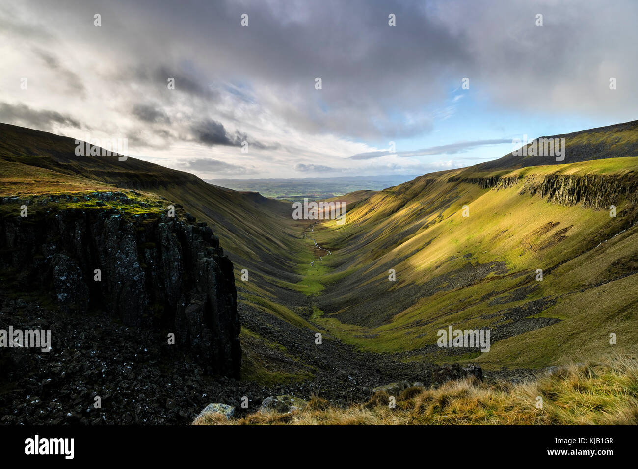 The Spectacular High Cup Gill and Eden Valley Viewed from High Cup Nick ...