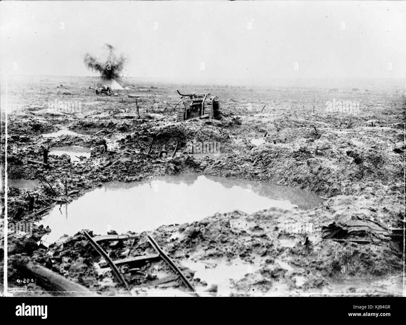 Derelict tank stuck in the mud Stock Photo - Alamy
