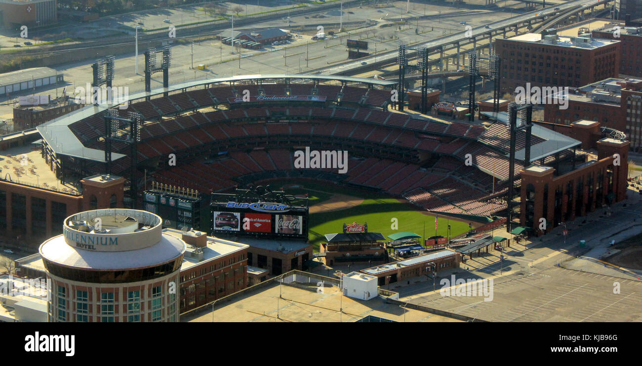 St louis cardinals stadium hi-res stock photography and images - Alamy