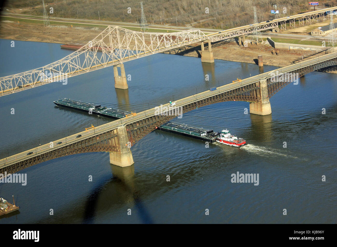 Gfp missouri st louis boat under bridge Stock Photo - Alamy