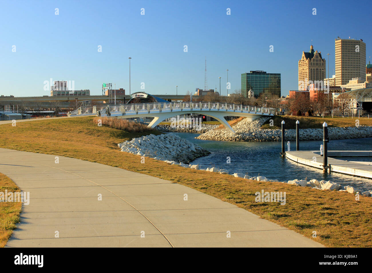 Gfp wisconsin milwaukee bridge into lakeshore park Stock Photo - Alamy