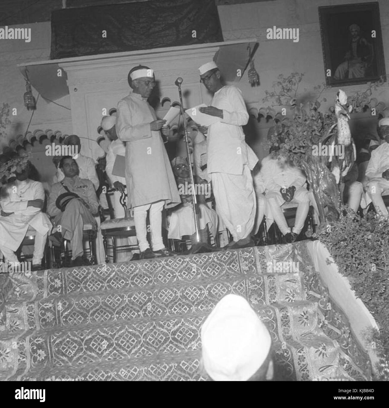 Nehru with Manik Lal Verma (April 1948 Stock Photo - Alamy