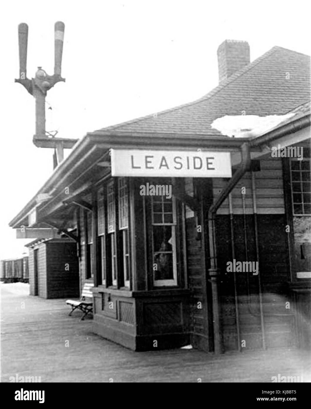 Leaside hi-res stock photography and images - Alamy