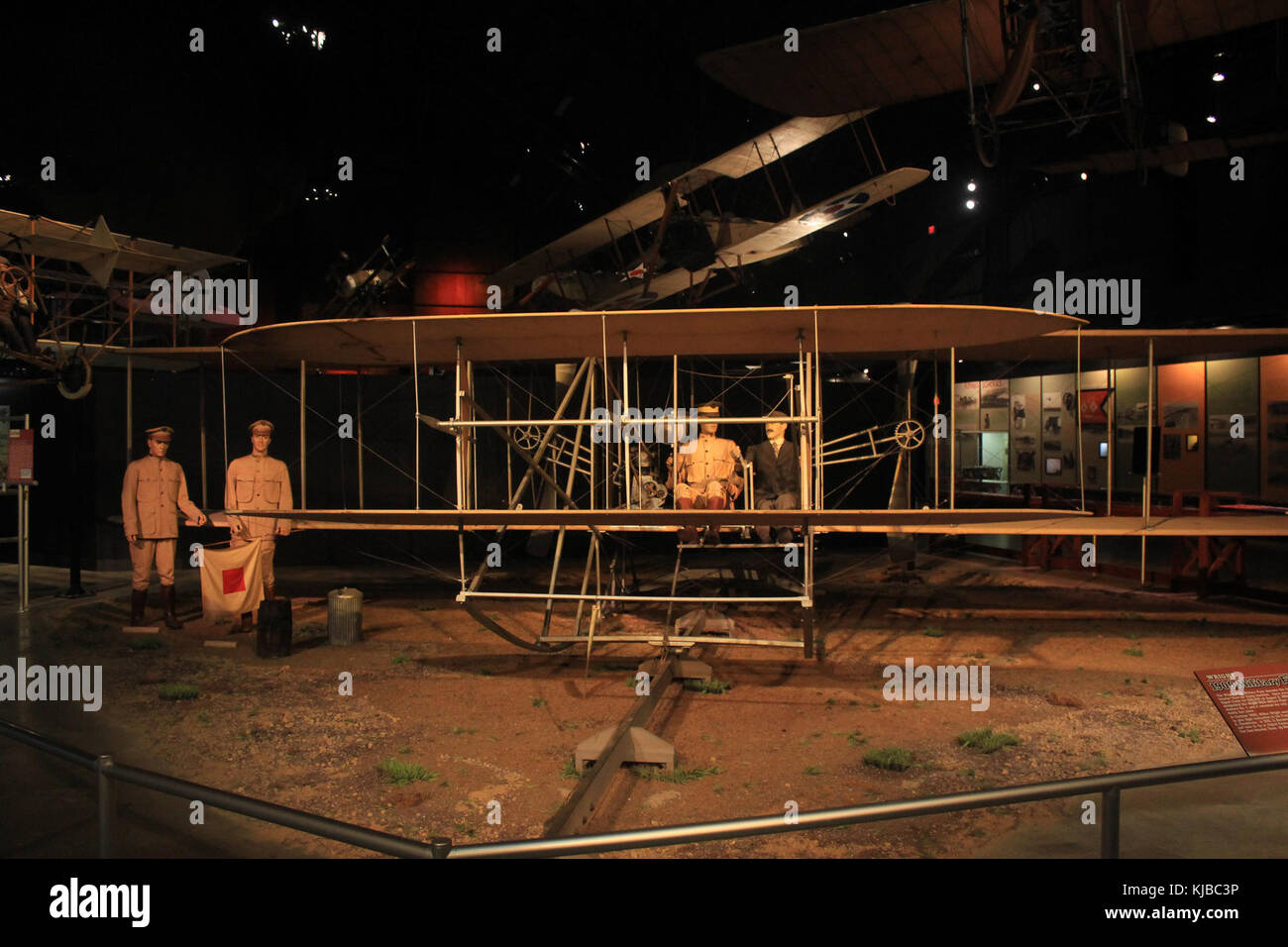 Evolution of military aircraft hi-res stock photography and images - Alamy