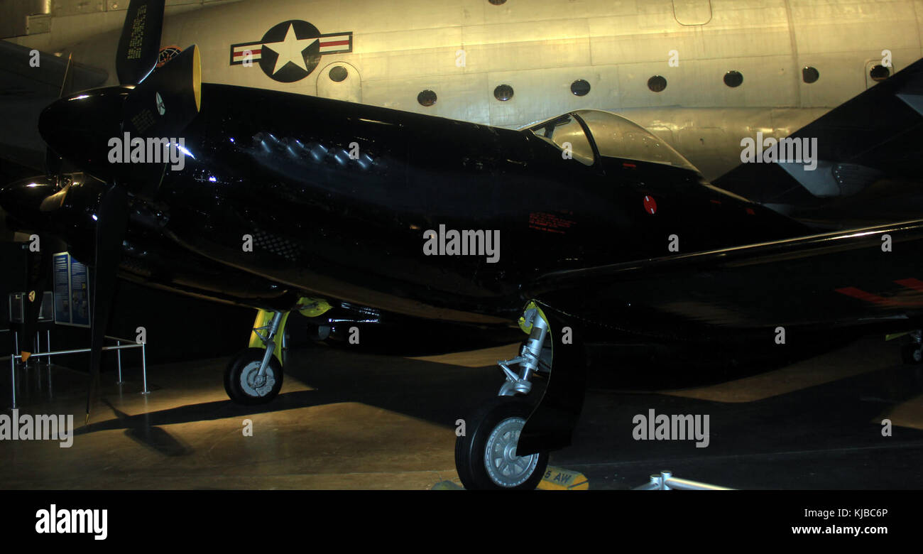 F 82g hi-res stock photography and images - Alamy