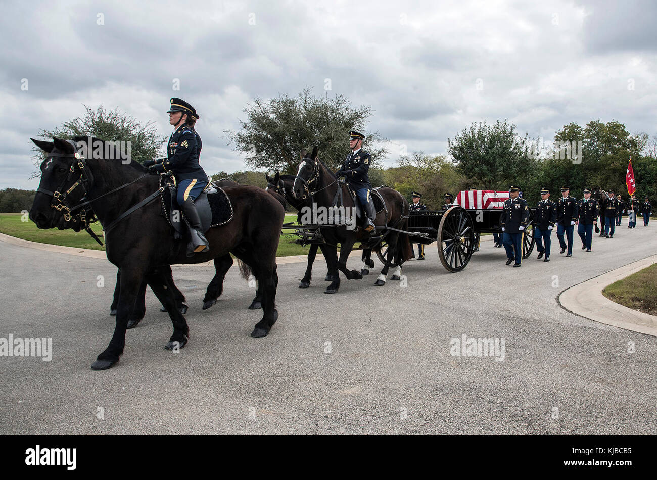 Retired Gen. Richard E. Cavazos, the U.S. Army's first Hispanic four ...
