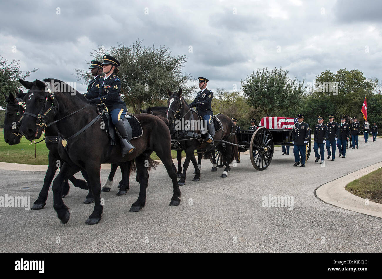 Retired Gen. Richard E. Cavazos, the U.S. Army's first Hispanic four ...